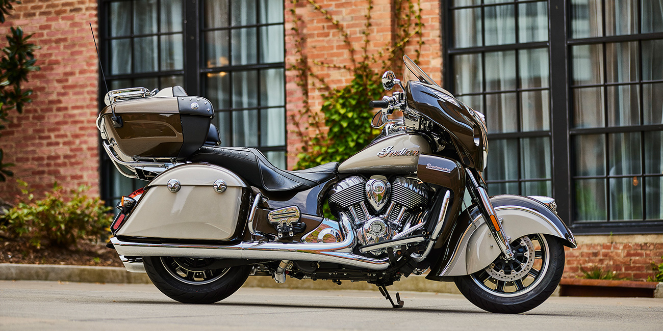 Roadmaster: LOWRIDER MAMA INDIAN MOTORCYCLE